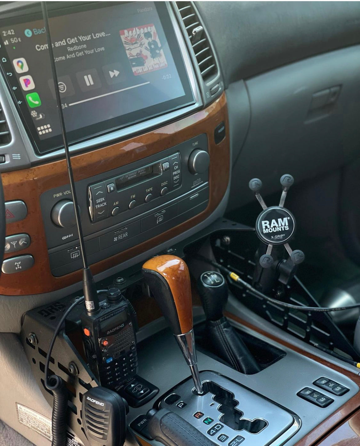 HANDHELD /MIC BRACKET | OhanaRigsupply